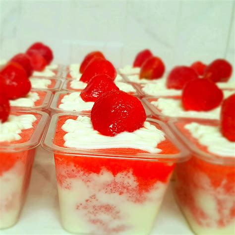 ลีสตอเบอรี่โยเกิร์ต