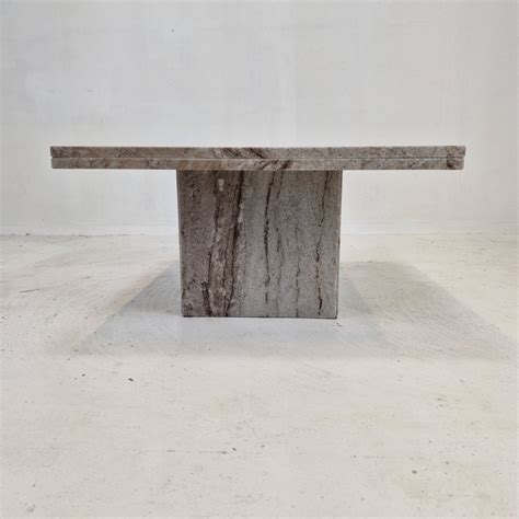 Table Basse En Granit Italie 1980s En Vente Sur Pamono