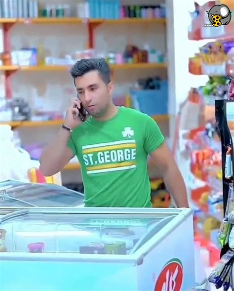 خدا هیچ پدری شرمنده بچه هاش نکنه فیلو