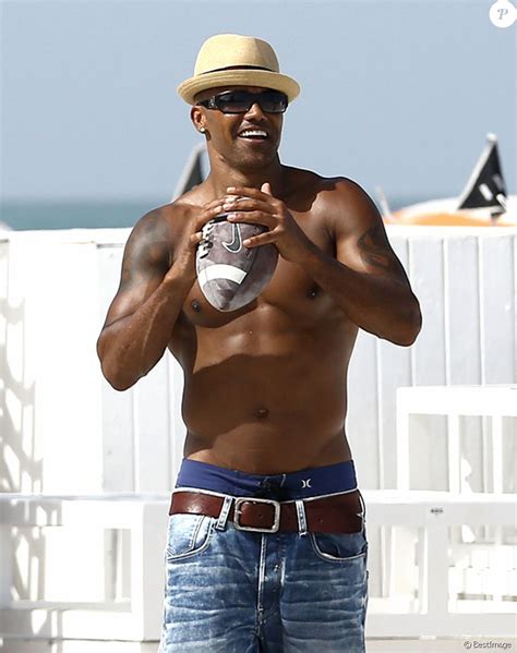 Shemar Moore Joue Au Rugby Sur La Plage à Miami Le 2 Juillet 2015 Purepeople