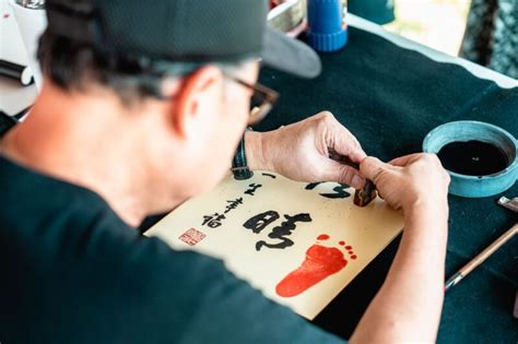 邀請「鴻兔寶寶」做度晬 「紅毛港童玩節」在古厝體驗最棒的抓周儀式