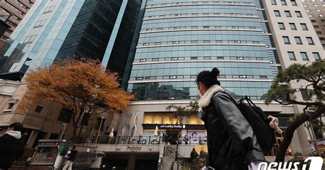 명동 상권 살아났나노른자 땅 2300억 호텔 경매 취소
