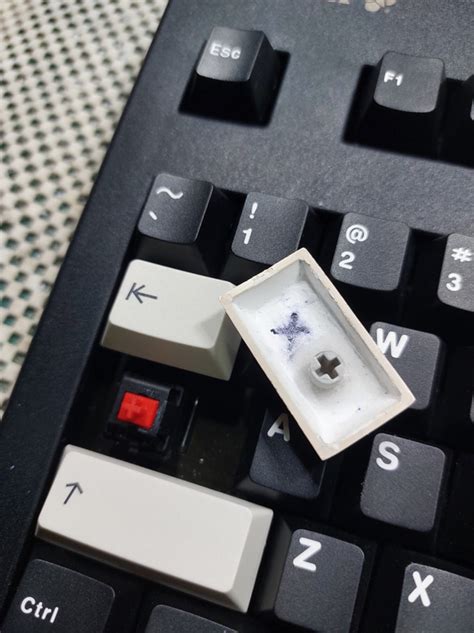 งานย้ายสเตม ให้ Capslock 6664 Mech Keyboard Mod