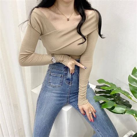 사선 오프숄더 티 당근마켓 중고거래