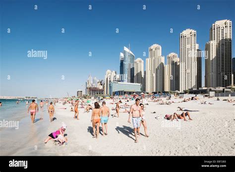 Happy Days All About Jumeirah Public Beach In Dubai Eekjrm