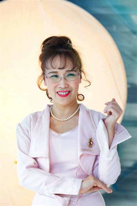Tiến Sĩ Doanh Nhân Nguyễn Thị Phương Thảo Đóng Góp Bền Bỉ Cho Hạnh
