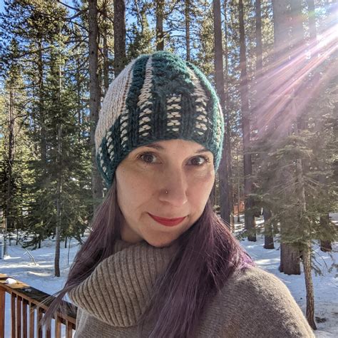 Quarto Toque Knit Hat Pattern — Thingsbethmakes
