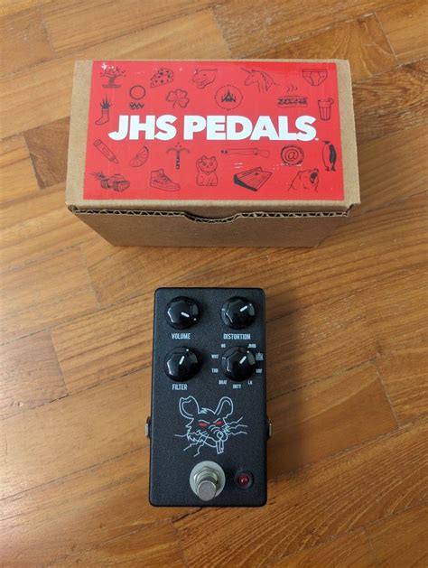 Jhs Pedals Packrat Guitar Effects Pedal Hobbies And Toys Music And Media