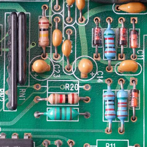 600pcs Resistor Kit Pack 1 4w Metal Film 1 Precision 30 Values Labell