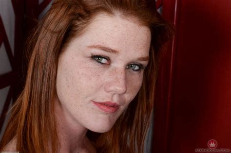 Mackenzie Scott Model Profile Indexxx Com