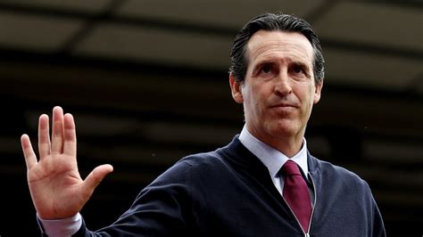 ئونای ئێمری گرێبەستەكەی لەگەڵ ئاستۆن ڤێلا نوێ كردەوە Yariga