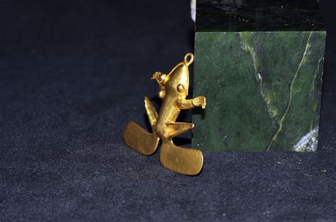 前哥伦布时期 Pre Columbian Art 金蛙项坠 临渊阁 天地一家春