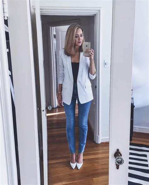 Skinny Jeans White Pinstripe Blazer White Pumps Mirror Selfie Mary Orton Instagram Memorandum