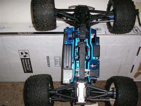 NITRO RC TRAXXAS REVO AND NEW 2 5R NEVER RAN R C Tech Forums