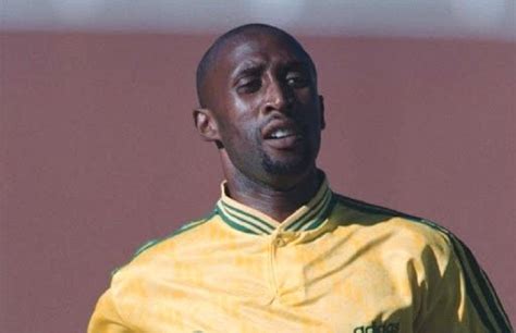 Ukhomphela Uzoyivuselela Iswallows Kusho U Erick Ramasike