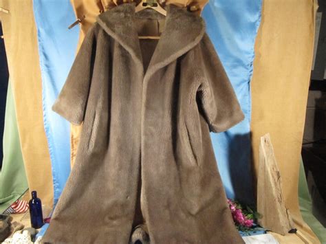 Borgana Full Length Coat Borgana Full Length Brown 1950 Vintage Ladies