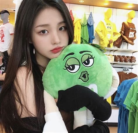 Kpop Shifting Script Template