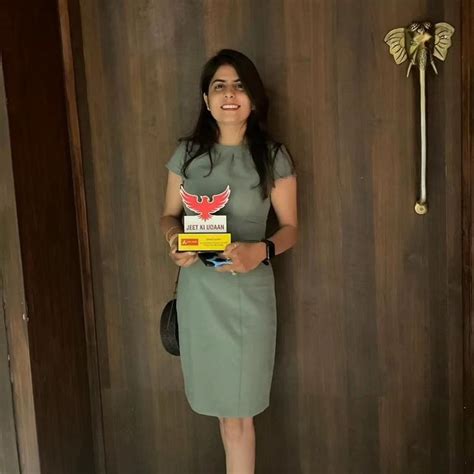 Komal Lamba On Linkedin Received Top 10 Sms Pan India Award From Our