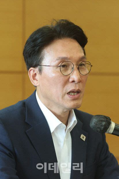 與강득구 野주진우 70억 재산 해명하라…김민석 공세에 역공 Zum 뉴스