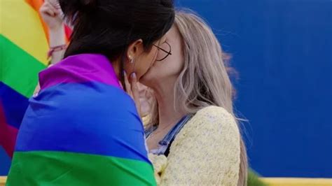 Lesbian Group Kissing Stock Videos Royalty Free Hd And 4k Videos