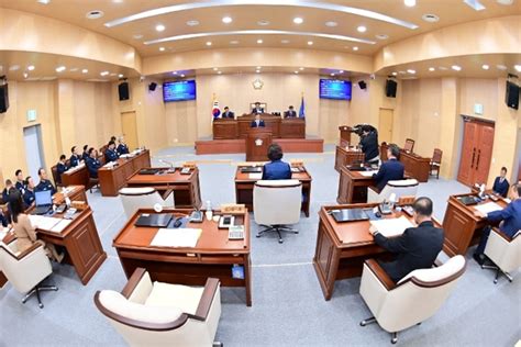 청송군의회 제268회 임시회 개회경인투데이뉴스