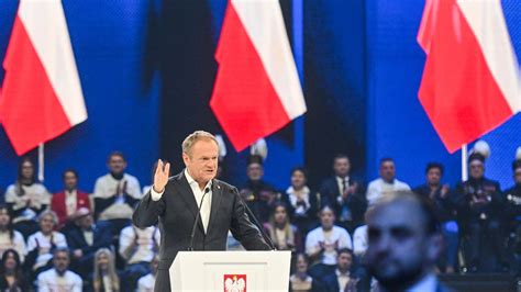 Правителството на Полша изготвя планове за евакуация в случай на природни бедствия или военна