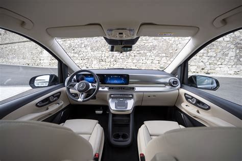 Mercedes Benz V Class 2025 Interior
