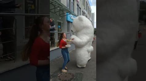 Самое милое поздравление от мамы Трогающий неожиданый сюрприз Сюрприз Аэромедведь Youtube