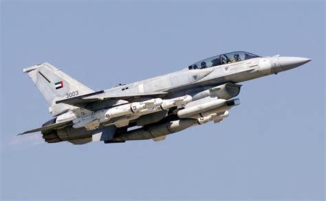 F 16e Block 60 [1241x769] R Warplaneporn