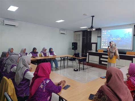 Mahasiswa Universitas Jendral Soedirman Unsoed Belajar Teknik Konseling Pasien Di Gadjah Mada