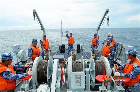 雷海蹈浪 扫雷舰海上实战化训练 中国军网