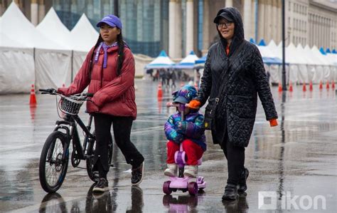 ФОТО “Эрсдэлгүй Эрүүл орчныг хамтдаа” уриатай авто машингүй өдөр