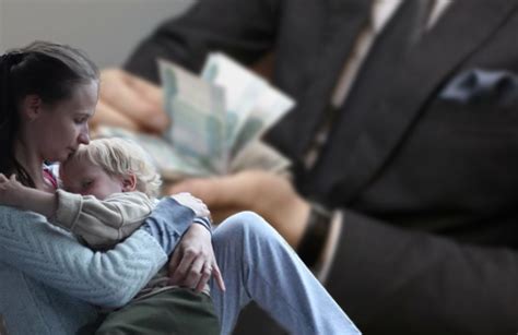 ჩემს ქმარს ნორმალური შემოსავალი აქვს მაგრამ ფული ჩვენ არ გვაქვს