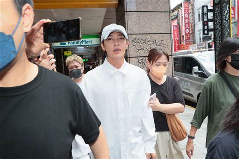 炎亞綸慘了！被控硬上偷拍 士檢分案偵辦 鏡週刊 Mirror Media