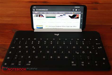 Logitech Keys To Go In Hands On Review Ultra Thin Small And Light Keyboard For Iphone And Co
