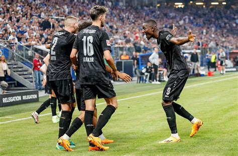 Hamburger Sv Gegen Vfb Stuttgart Vfb Zittert Nur Eine Halbzeit Und Sichert Sich Den Klassenverbleib