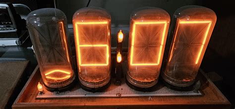 Nte2060 Clock Chip The Tubes Are B7971 Nixies Not My Photo But I Just Wanted To Share It