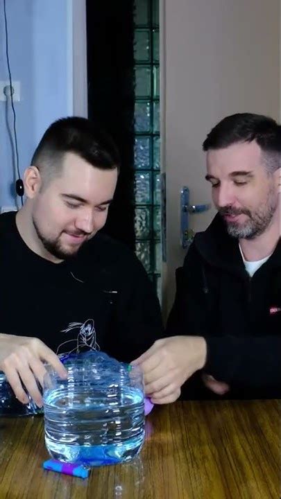 НЕВОЗМОЖНОЕ СЛУЧИЛОСЬ ШАРИК ПОМЕНЯЛ ЦВЕТ ОТ ОГНЯ И ВОДЫ 😳🔥 Youtube