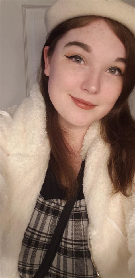 Light Winter Freckles Are Still Cute Right R Freckledgirls