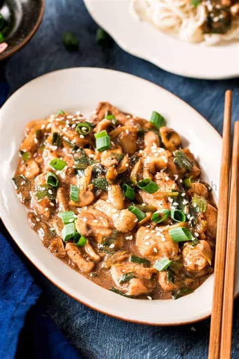Cantonese Chicken With Mushrooms Recipe Currytrail