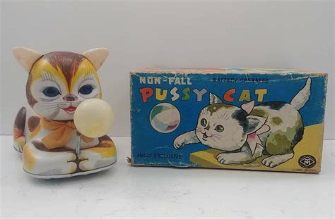 Vintage Non Fall Pussy Cat Battery Operated Toy Amico Exclusive Modern