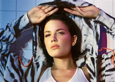 Halsey Shows Off Her Perfect Body In Frankies Two Piece Bathing Suit Celebrity Insider