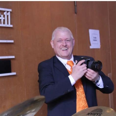 Raphael Antonio Fund Manager Fund Xing