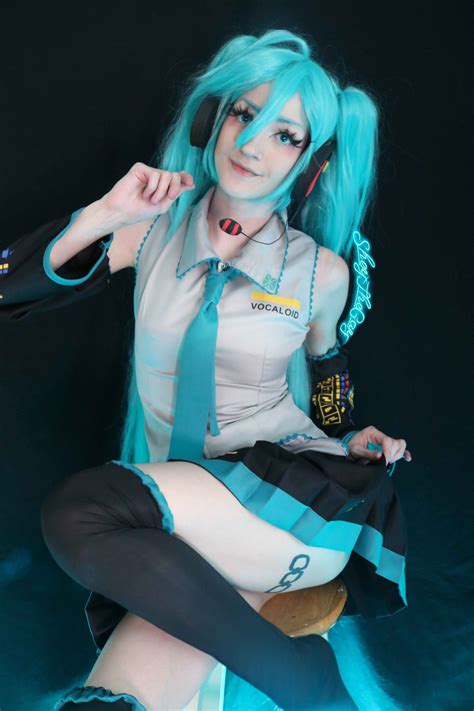 Hatsune Miku By Sheythegay Rcosplaygirls