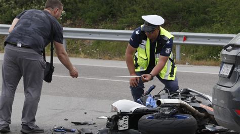 Катастрофа с моторист и автомобил блокира пътя Пловдив Пещера Информационна агенция ПИК