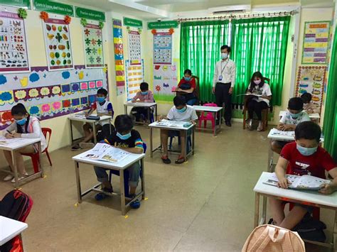 លោក កែវ រីឋាន នាយករងសាខាទី៧ សាខាពេទ្យលោកសង្ឃ