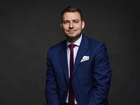 Andrej Sovrović Direktor Hotelskog Biznisa Delta Holding Zadatak Za