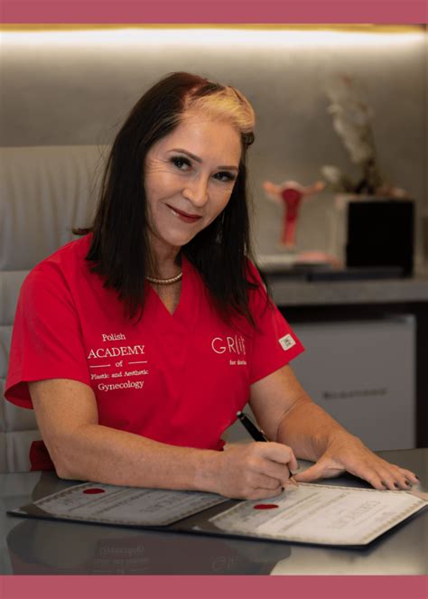 Dra Dulce Henriques Cirurgia íntima Avançada