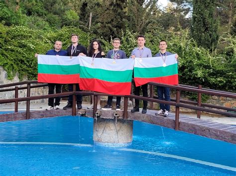 Пълен комплект медали за нашите състезатели от 39 Балканска олимпиада по математика Institute