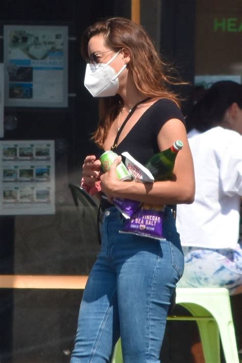 Aubrey Plaza Sexy The Fappening Leaked Photos